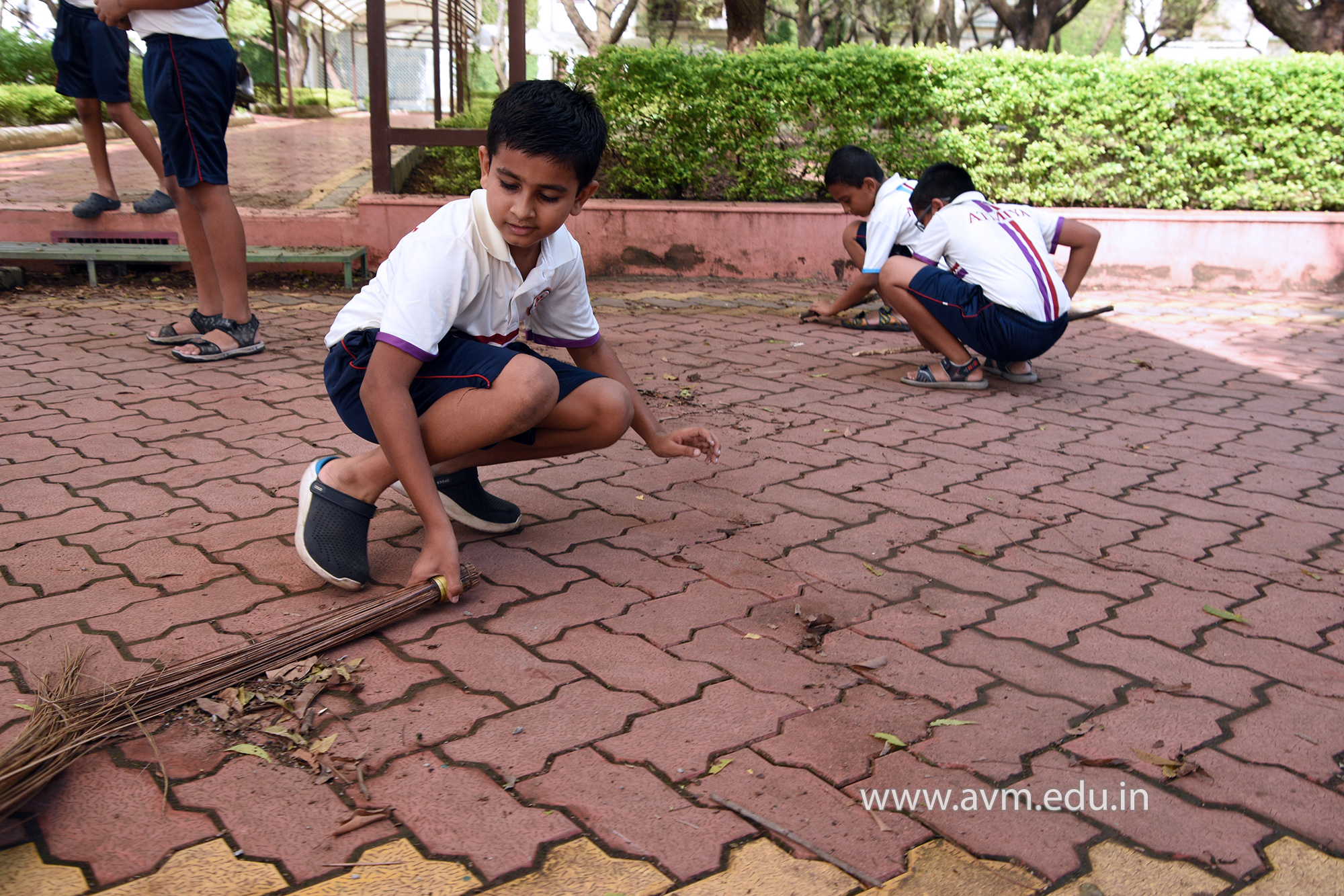 (CBSE SEWA) Swachhta Abhiyan by AVM Students - Atmiya Vidya Mandir